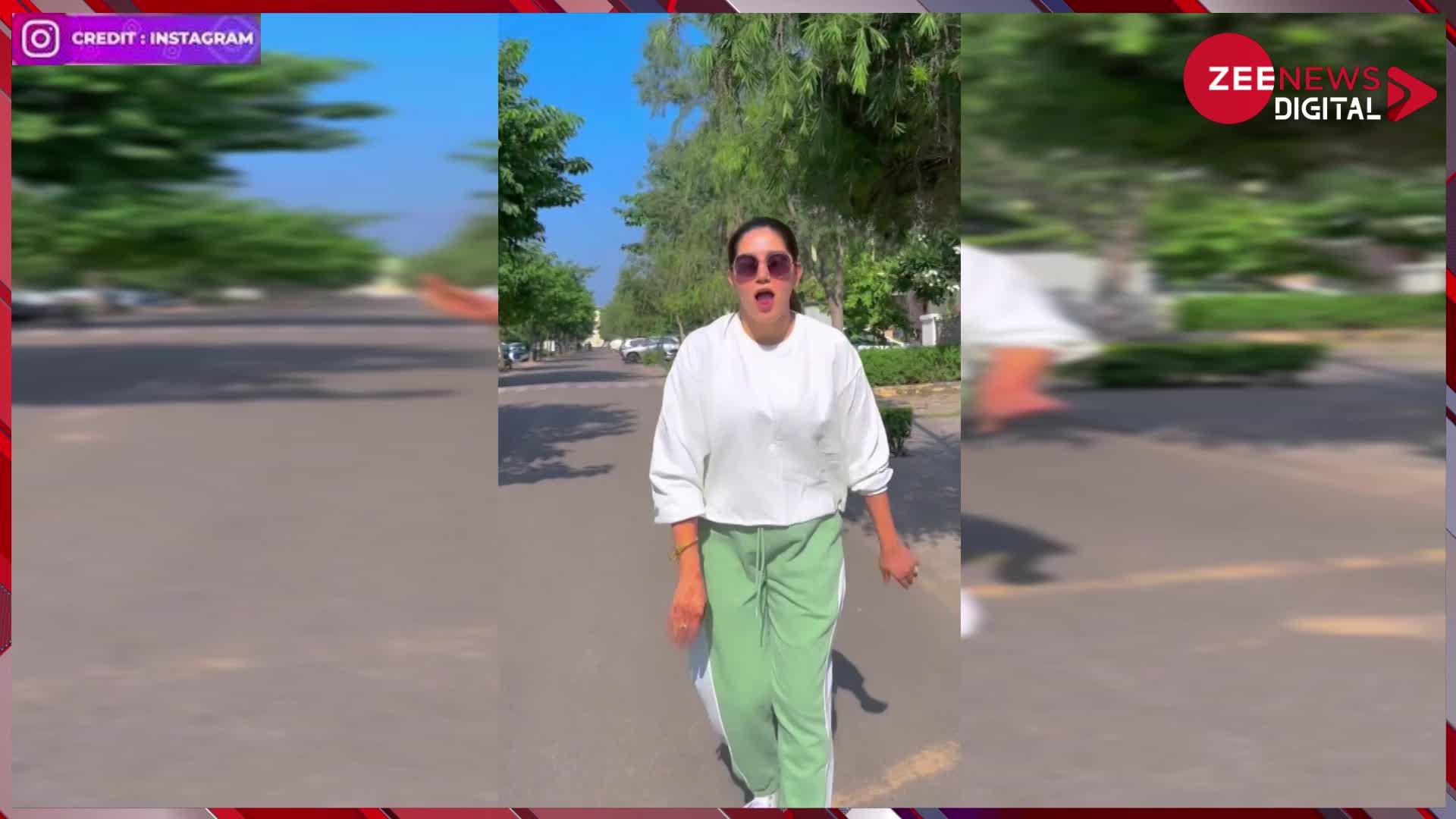 Sapna Choudhary Hot Dance Wearing Such Clothes Danced in the Middle of ...