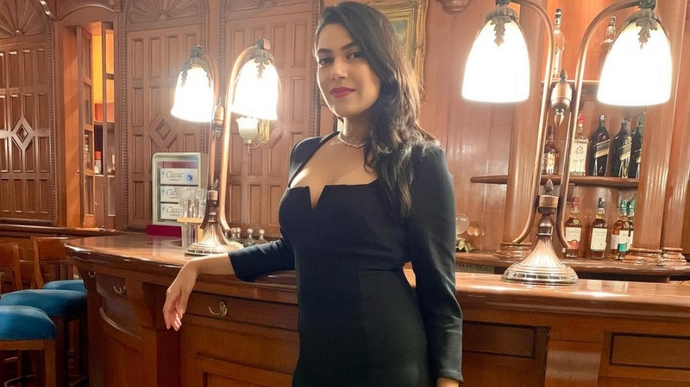 IAS devyani singh Success Story Cleared UPSC exam by studying 2 days a week | IAS Success Story ...