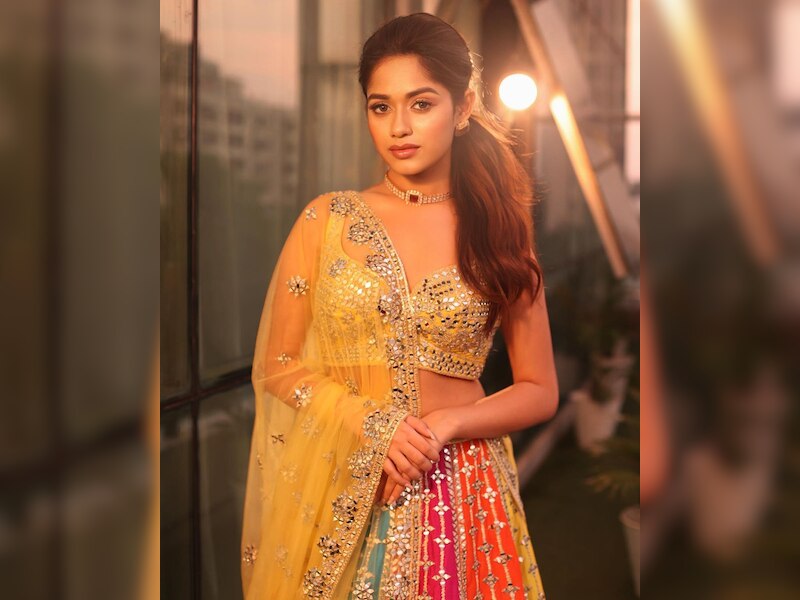 Jannat Zubair Photos in Multi Lehanga Jannat engrossed in love shared ...