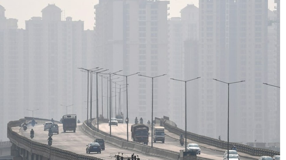 Air Pollution : Noida-Greater Noida and Ghaziabad AQI severe Level ...