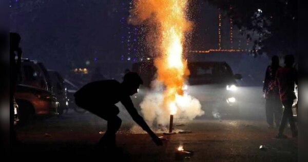 Diwali Firecrackers know which cracker spread how much smoke?