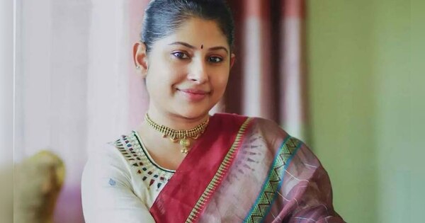 IAS smita sabharwal Success Story she got 4th rank in UPSC check ...
