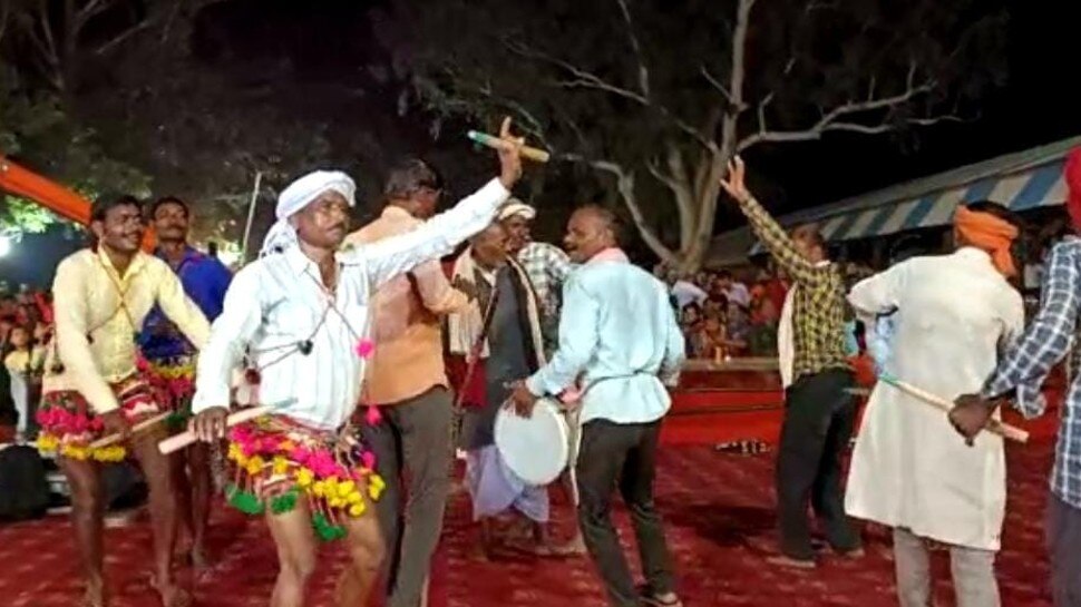 Bundelkhand ki Divari mauniya culture Know story of Diwari dance in up ...