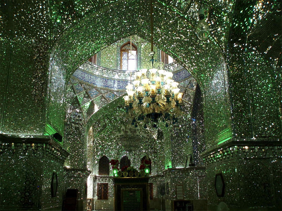 Iran s Chirag Shah Dargah history in hindi structure and photos | ईरान ...