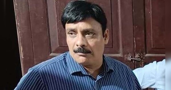 ias pawan jain on eow radar after abuse physically disable man ngmp | दिव्यांग से अभद्रता करने ...