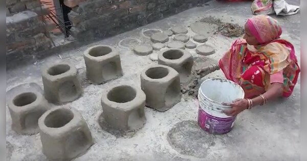 Unique service of Chhath Mata this Amma kalavati devi making and ...