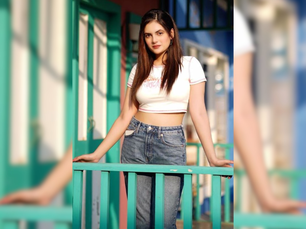 Isha Gupta created panic with her new look looking very beautiful ...