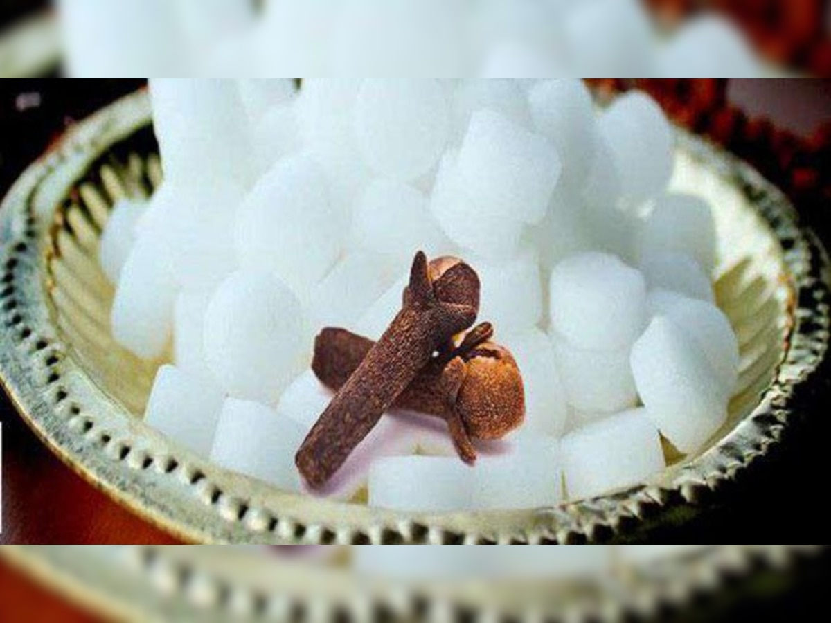 Astro Tips: घर में इन 5 चीजों की धुनी से होगा बुरी शक्तियों का नाश, धन ...