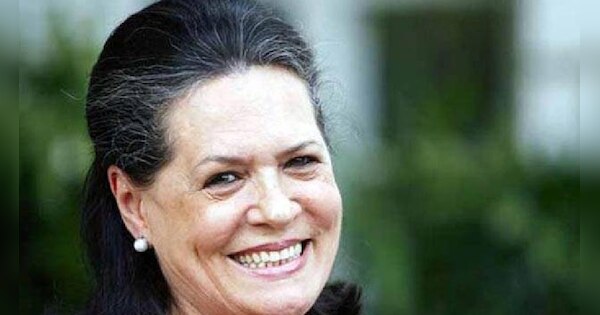 Sonia Gandhi is dominant in the CG Congress executive meeting these ...
