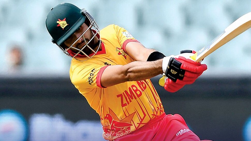 T20 World Cup 2022 Sikandar Raza six off brandon glover ball can not be ...