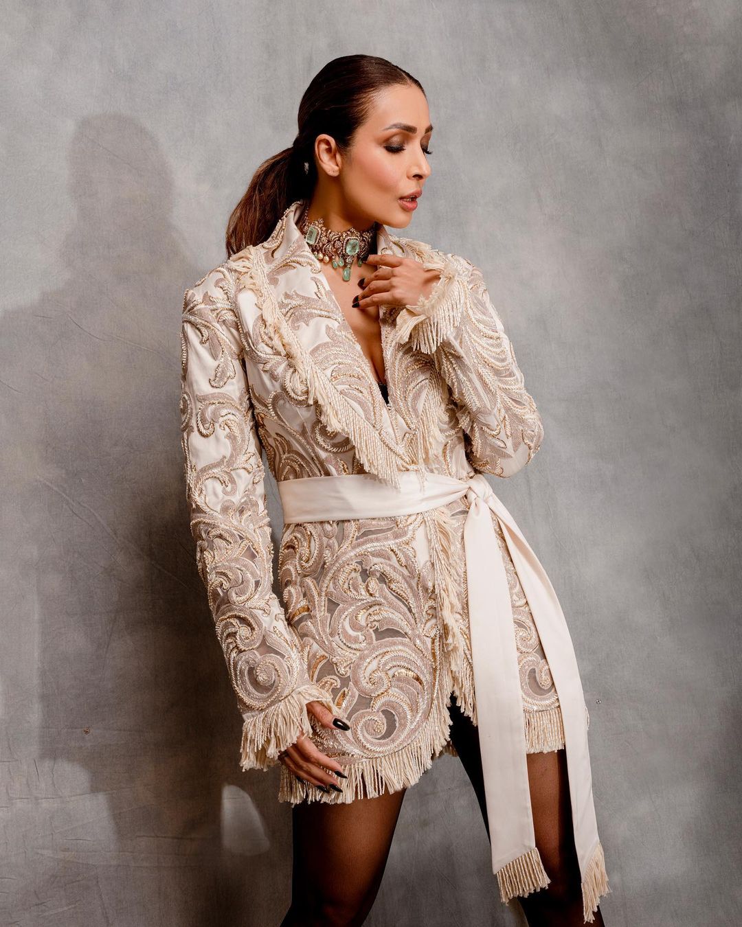 Malaika Arora Photos Malaika New Look in Short Dress Flaunt Her Perfect ...