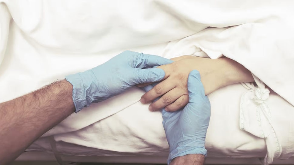 New research on Death Signs Changes in the body when death is near ...