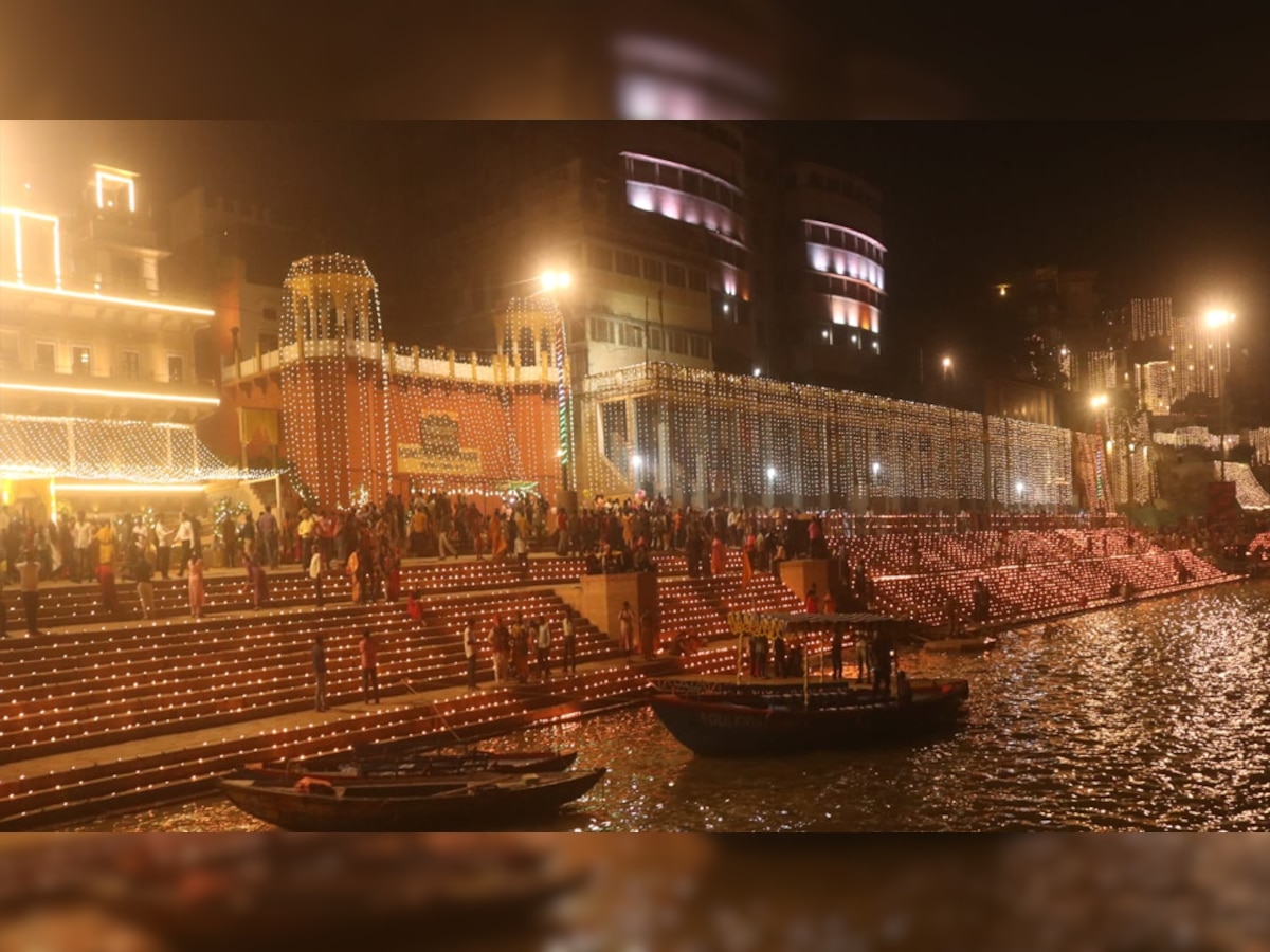 Dev Diwali 2022 Devlok in Kashi Ghats lit up with lakhs of lamps watch ...
