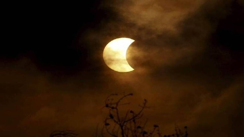 Chandra Grahan 2022 When and where will the lunar eclipse be visible in ...