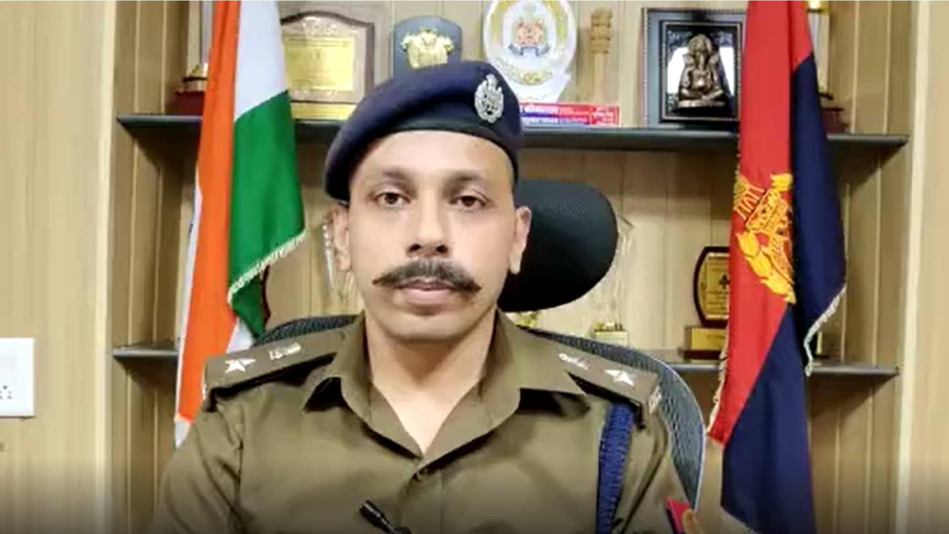 Basti SP suspended four policemen including in cow slaughter case NSA ...