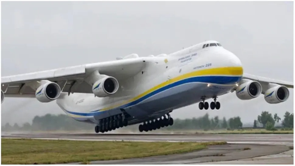 Russia Ukraine War Largest Cargo Plane of World Antonov An-225 Mriya ...