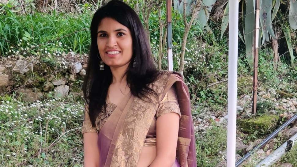 The story of IAS Nidhi Siwach, who locked herself in a room for 6 ...