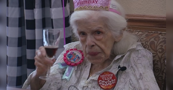 Woman Celebrates 101st Birthday Says What Is The Secret Of Happy And