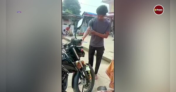man buys a new bike calls funny pandit for puja you will also laugh listning to the prayer ...