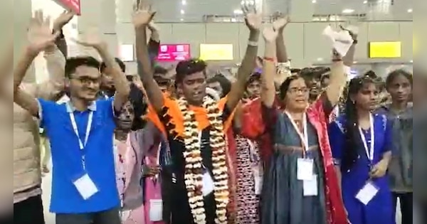 Kashi Tamil Sangamam Guests reached Ayodhya on Monday Raised slogans ...