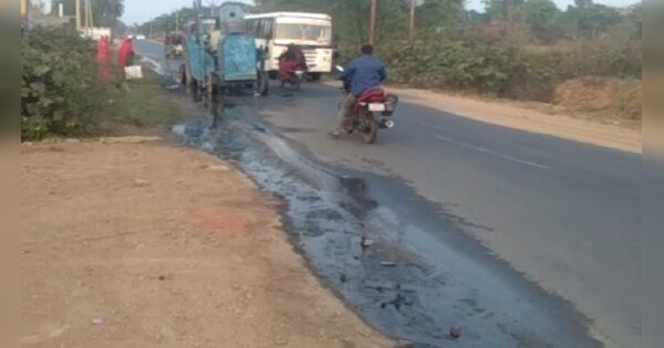 Banka Chandan block Dirty water filled increased possibility of ...