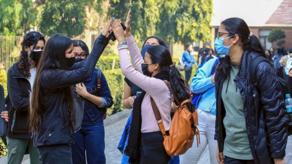 du financial support scheme du will give free admission in ug and pg ...