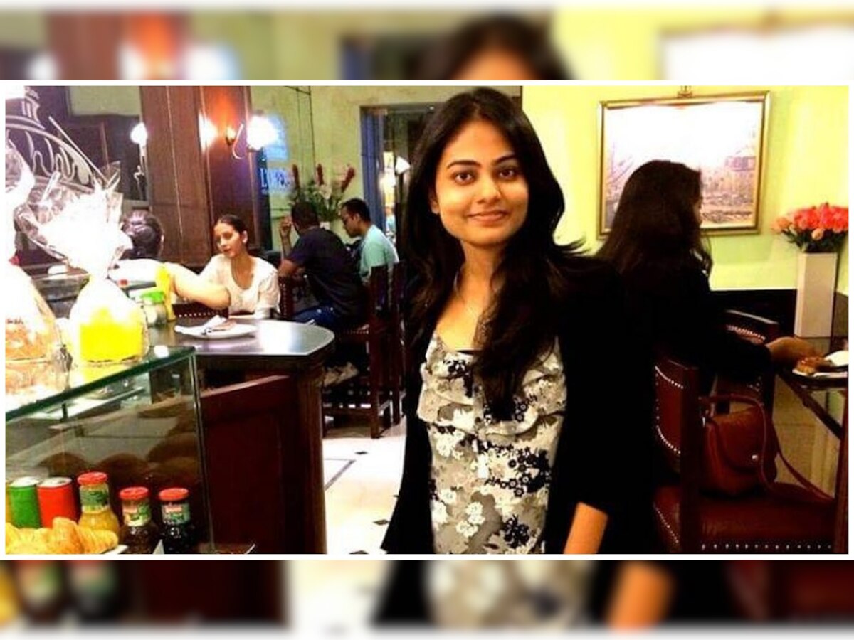 IAS Tina Dabis friend IAS Artika Shukla who got 4th rank in UPSC Photos ...