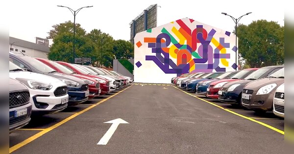 thousands of used car parked at Spinny park Bangalore choose your best ...
