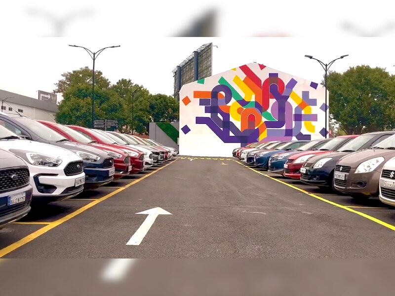 thousands of used car parked at Spinny park Bangalore choose your best ...