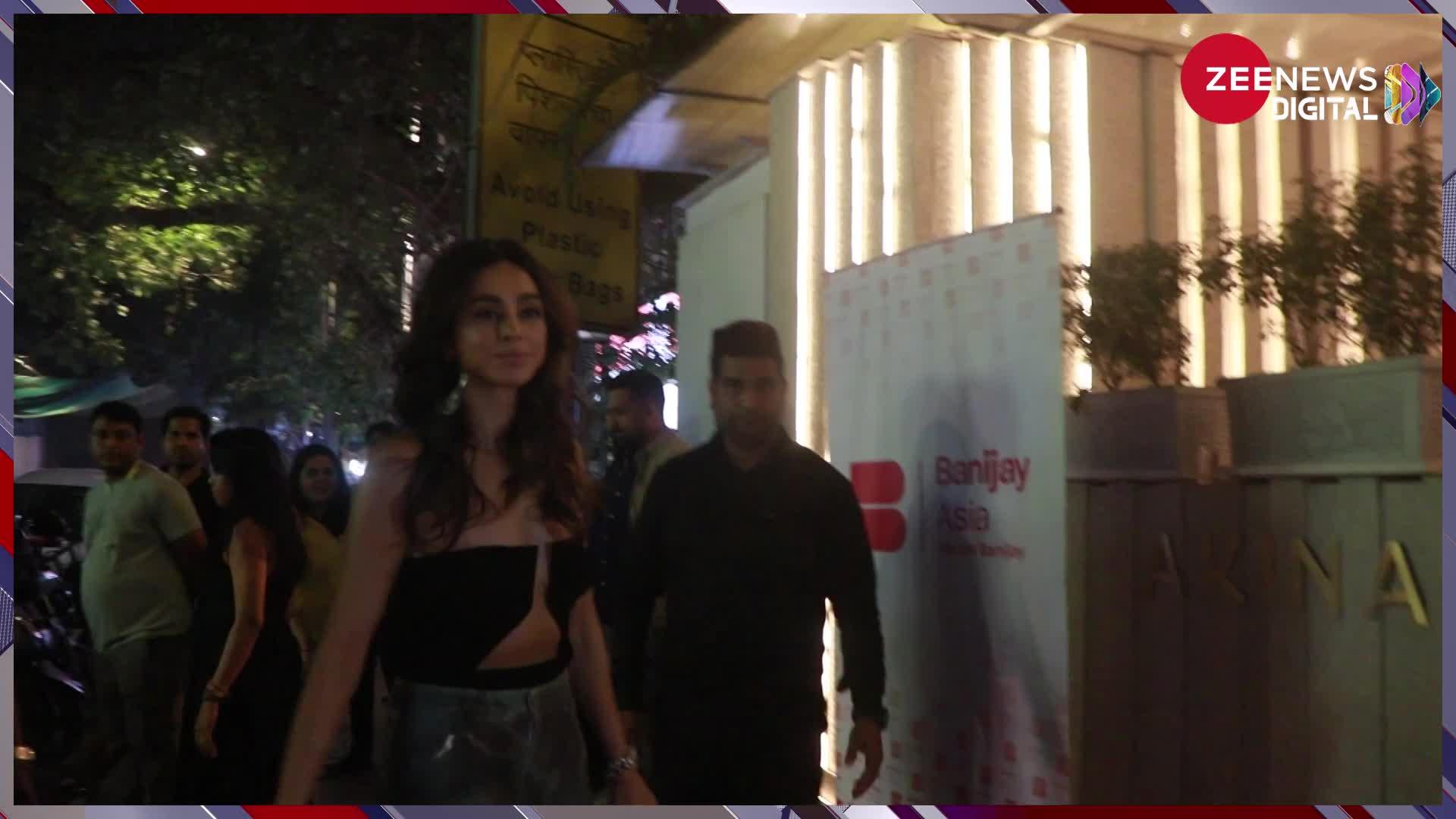 farhan akhtar wife shibani dandekar copies urfi javed style for party dress up wear backless ...