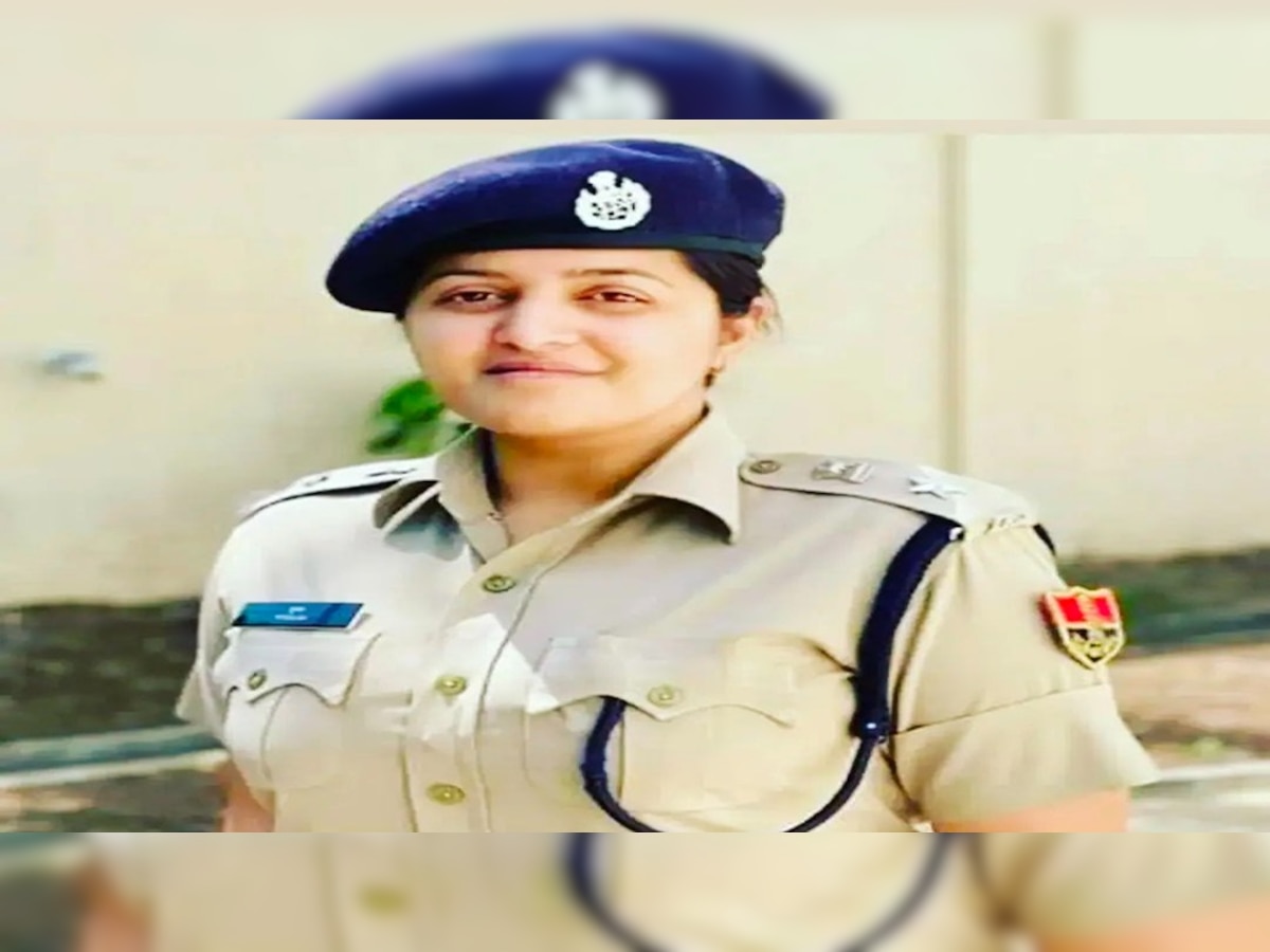 ips officer pooja awana passed upsc exam at the age of 22 ips success ...