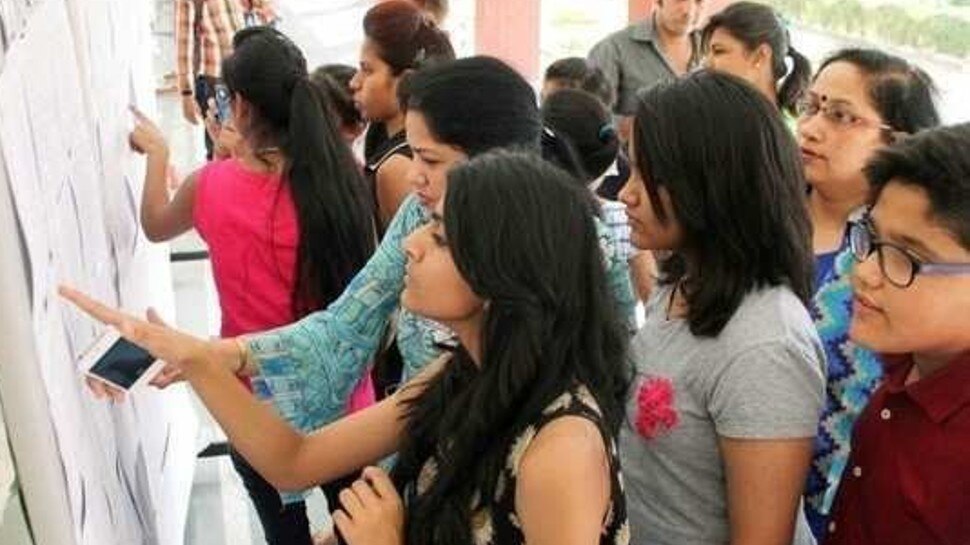 du pg 2022 first merit list released check through the direct link of pg courses merit list kjed ...