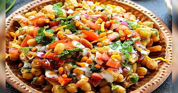 Know Chaat history how its connected with uttar pradesh and delhi ...