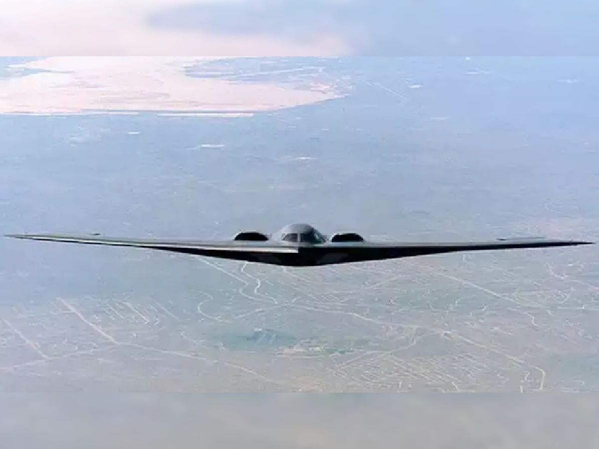 US unveils most expensive plane on earth B-21 Raider stealth bomber ...
