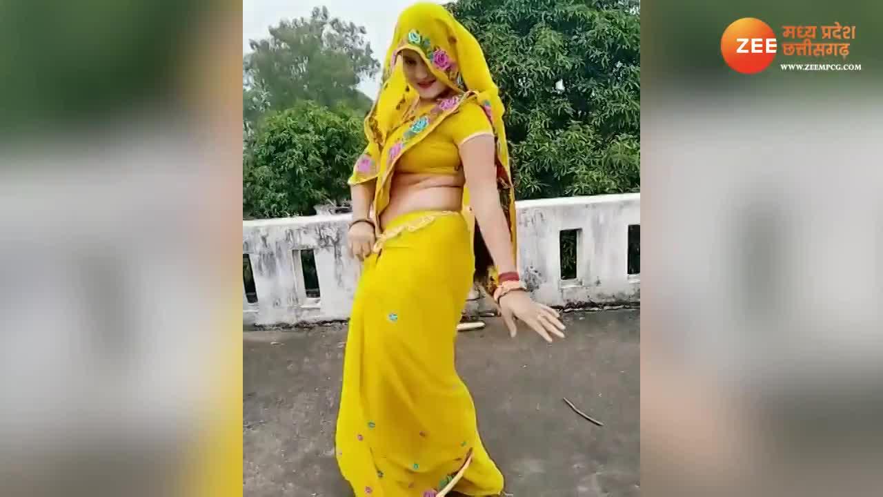 Desi Bhabhi Dance on payal song with yellow saree on terrace chhat me ...