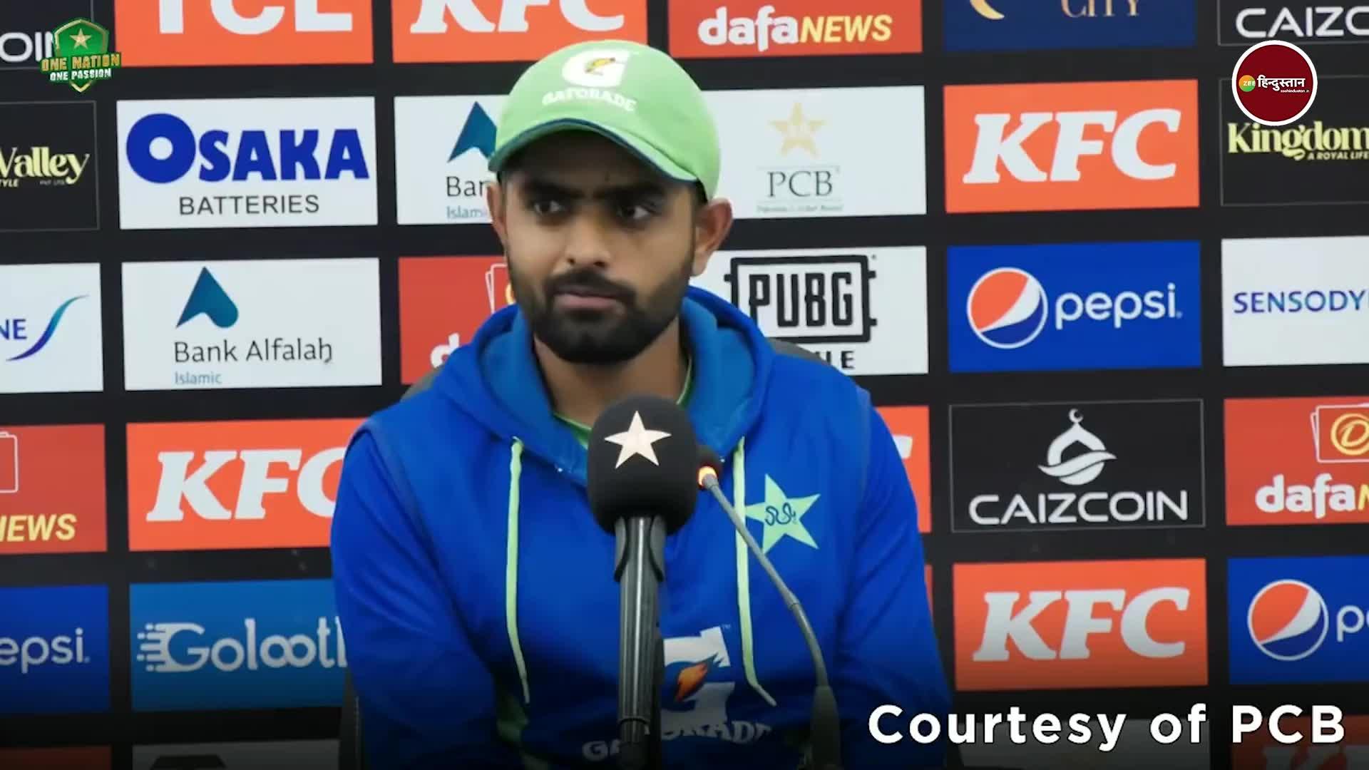 Babar Azam Viral Video Of During Pak Vs Eng 2022 Test Match Pak Vs