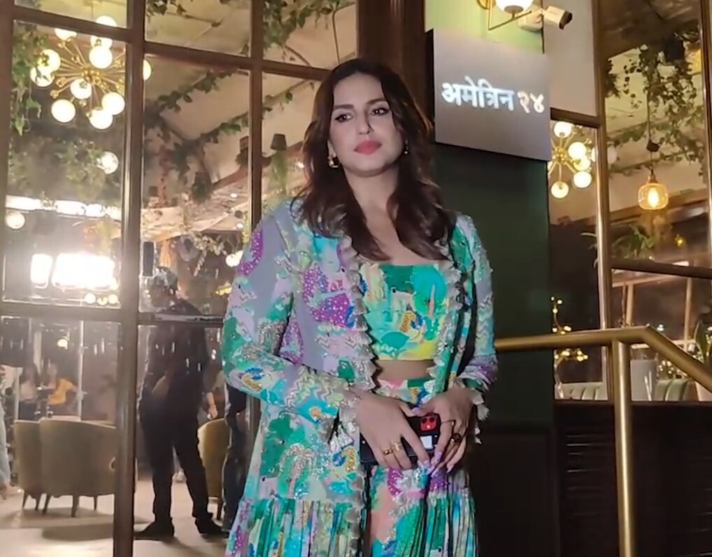 huma qureshi flaunts sexy hot figure in open coat gave bold poses in ...