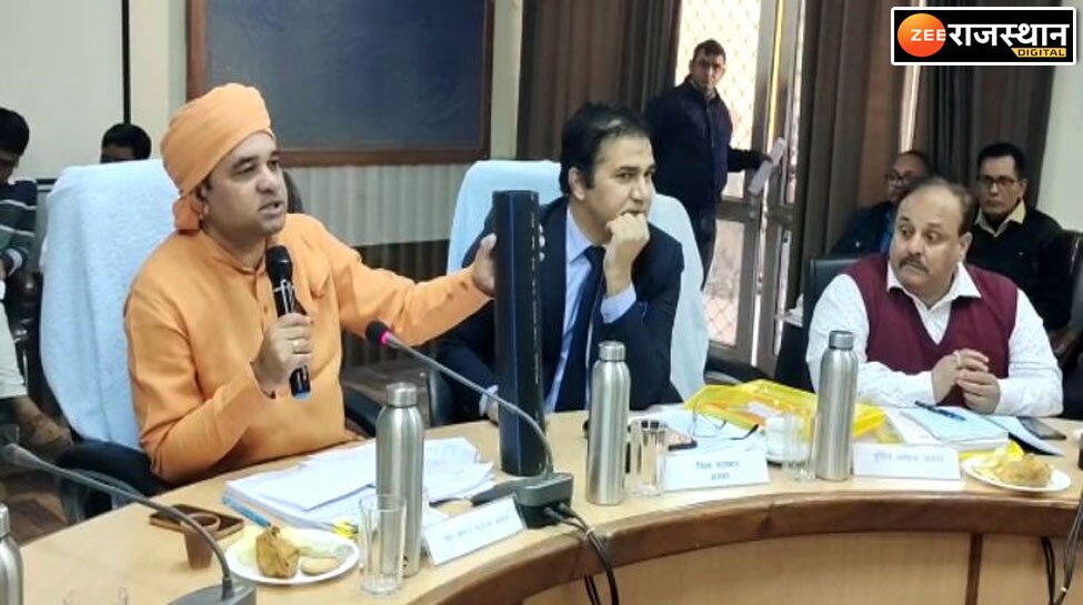 Alwar MP Baba Balak Nath took a meeting with district level officials ...