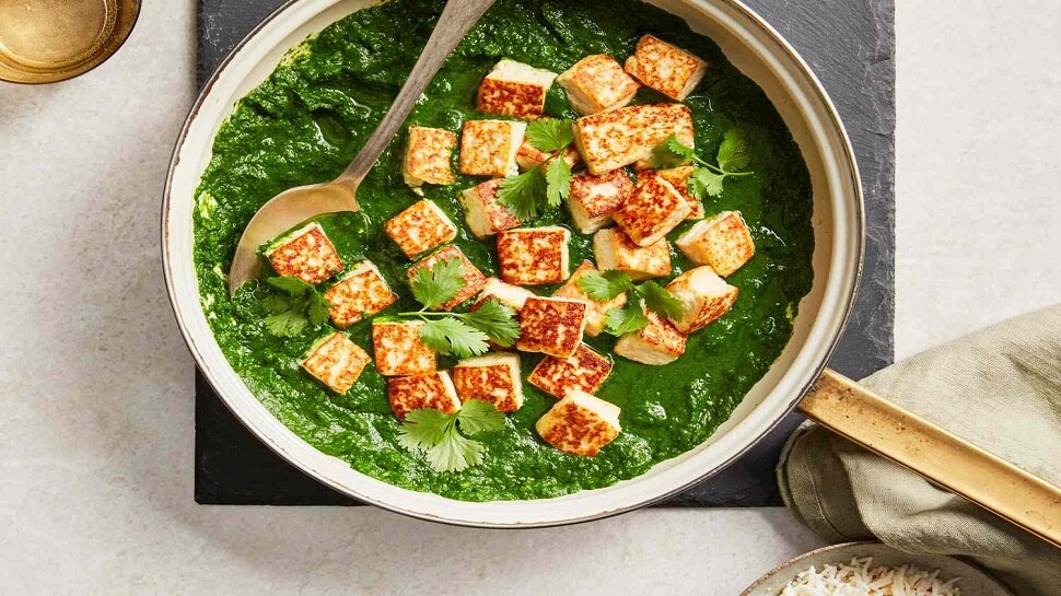 Palak and paneer is a bad food combination know what Ayurveda says ...