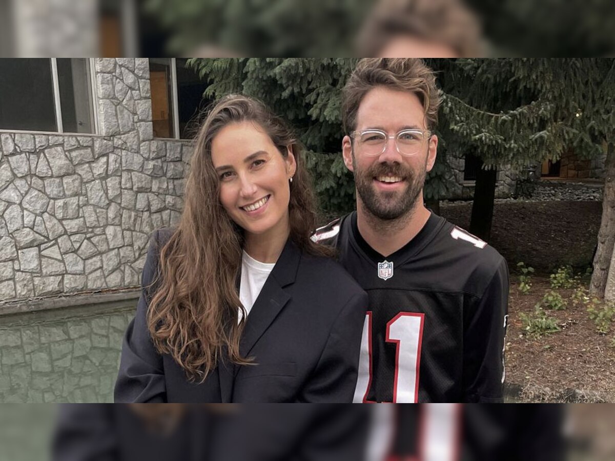 Woman can see and talk to Ghosts, Lydia Thomas claims having Super ...