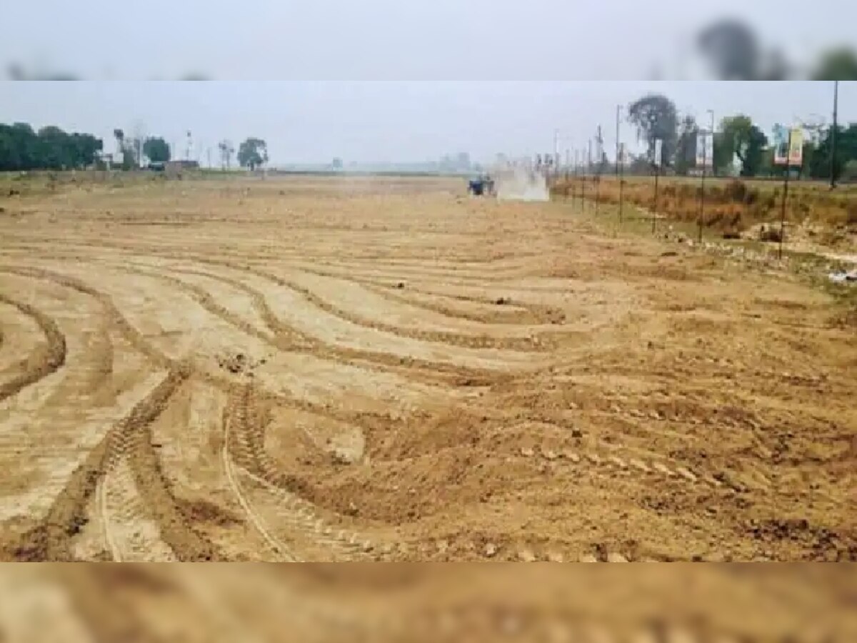 one km long road disappeared in bagaha bihar people were also surprised ...