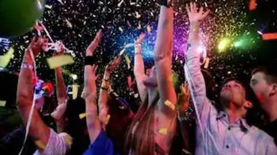 lucknow DM issued order for christmas and new year 2023 party ...