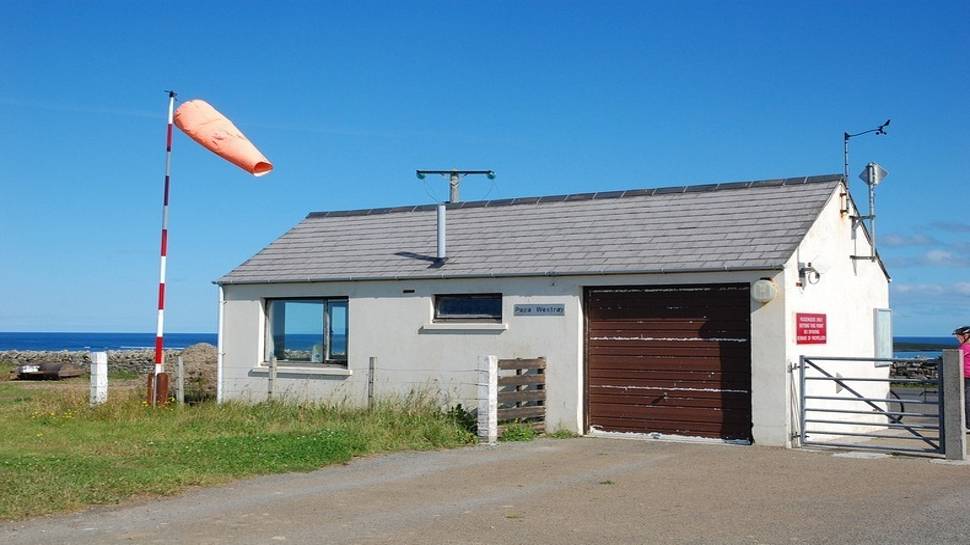 Worlds Shortest Commercial Flight is Just 47 Seconds photo gallery ...