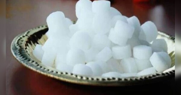 How To Use Camphor, Camphor benefits for skin, Benefits of Camphor ...