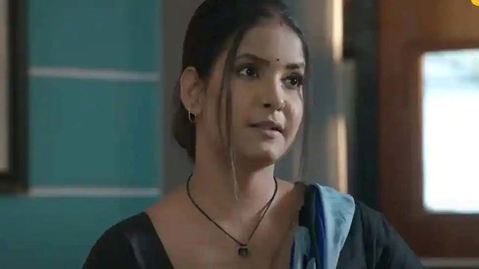 Ridhima Tiwari and Prajakta Dusane gave intimate and bold scenes in jalebi bai web series | Web ...