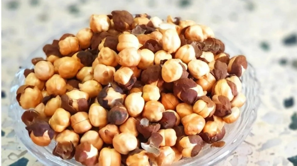 Roasted Chana Benefits eating roasted gram get amazing faydey chickpeas ...