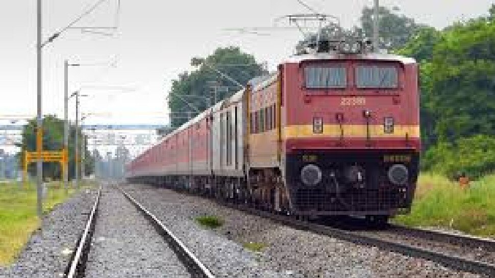 NO Noise Pollution in Local trains, Indian Railway equipped EMU AMU ...