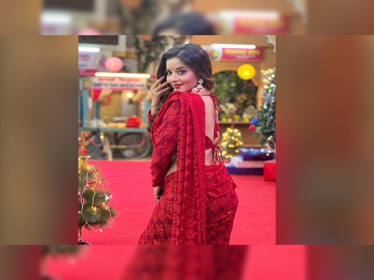 entertainment news bhojpuri actress monalisa hot photos in red saree Christmas celebration ...