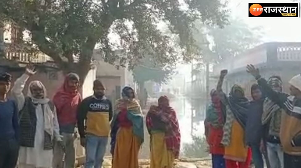 alwar news Bansur Villagers protest against the problem of water ...