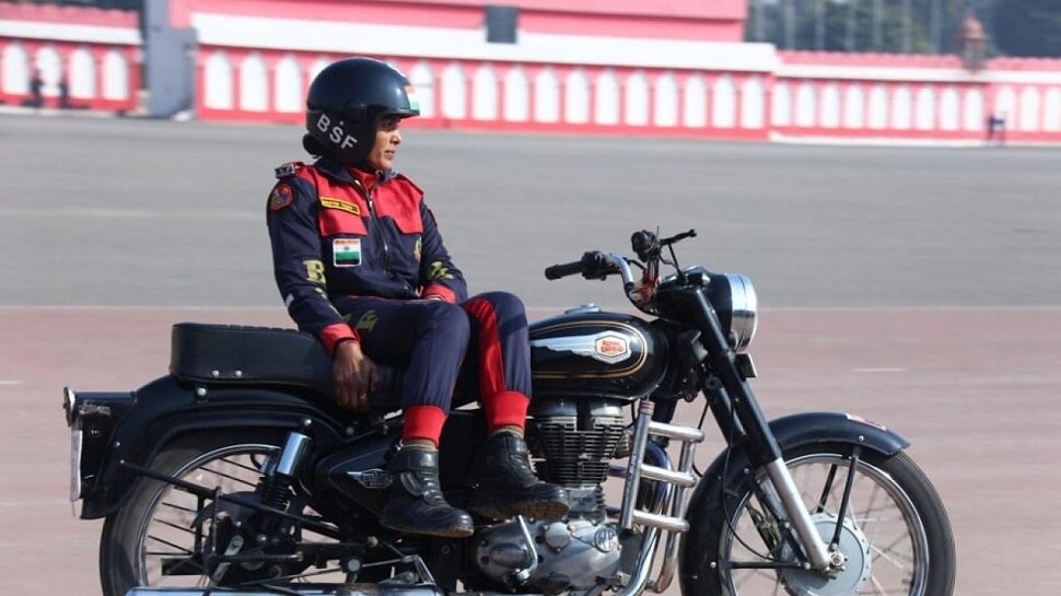 bsf jawans use royal enfield bullet 350 bikes create world records